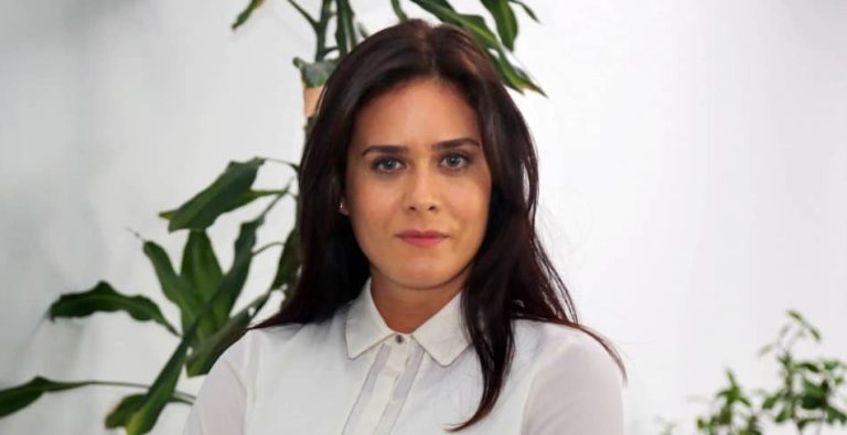 Bengi Ozturk Height, Age, Wiki, Biography, Husband, Family