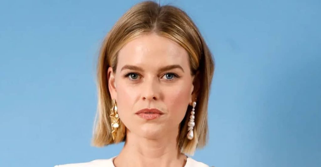 Alice Eve Height, Weight, Measurements, Age, Biography