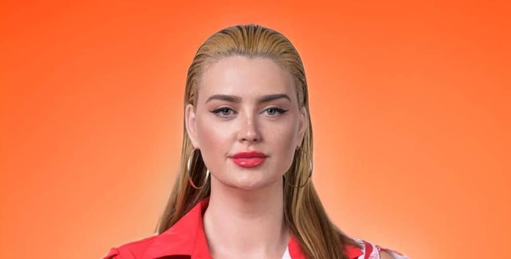 Alexis Fenton Height, Weight, Measurements, Age, Wiki, Biography